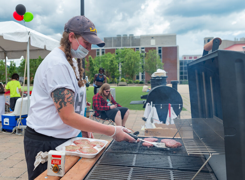 Juneteenth cookout brings community together to celebrate U.S. history ...