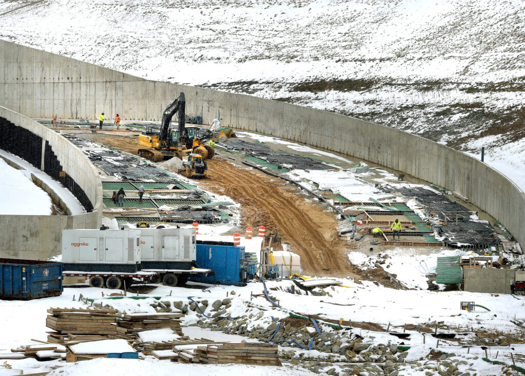 Dam Work to be Suspended - The Dominion Post