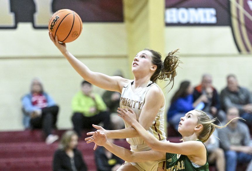 Adams scores 32 as Trinity sweeps doubleheader against Notre Dame - The ...