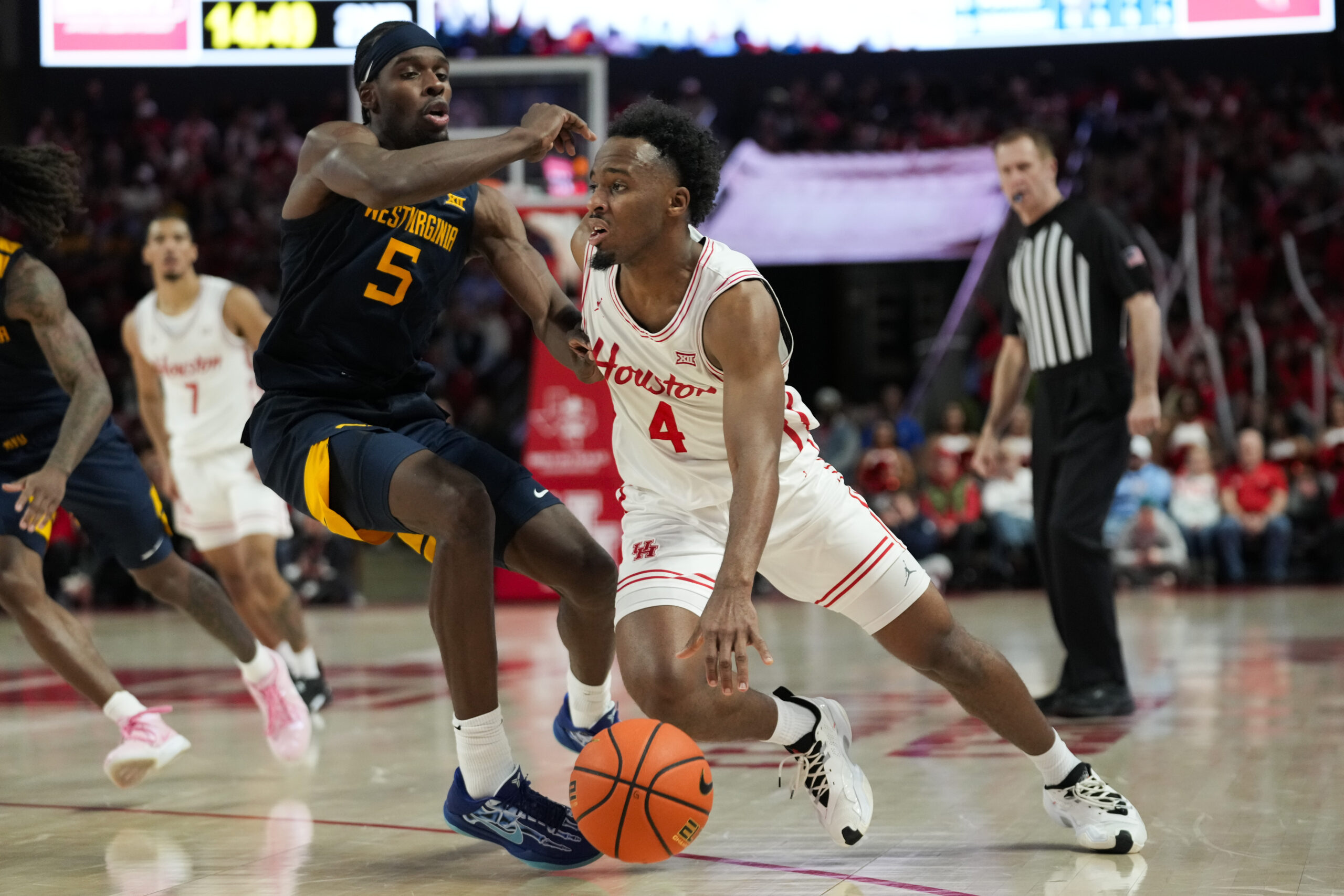WVU must find a way to take on Houston's 3-point shooters, as No. 6 ...