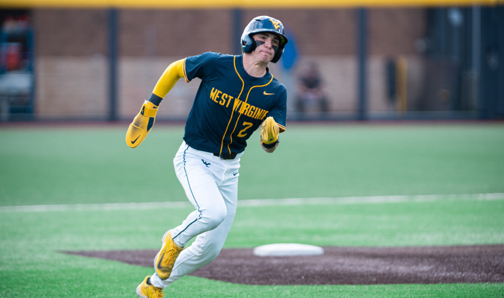 WVU needs Gavin Kelly's hot bat in 1st-ranked matchup of season against ...